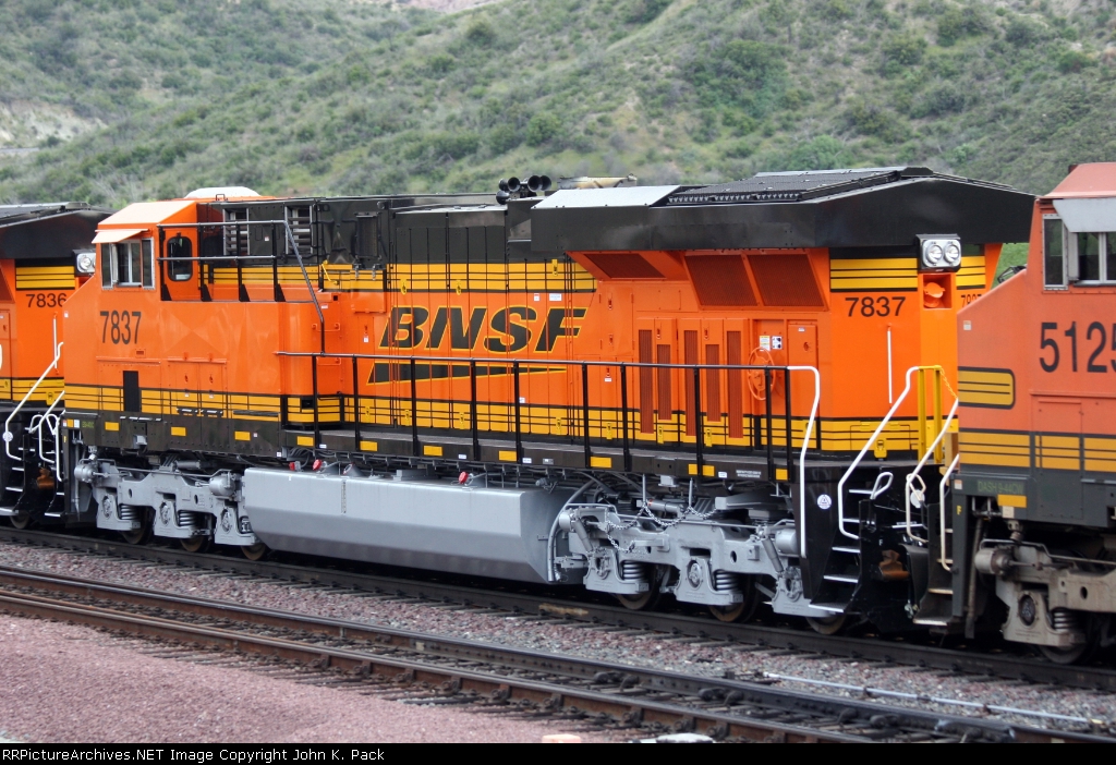 BNSF 7837